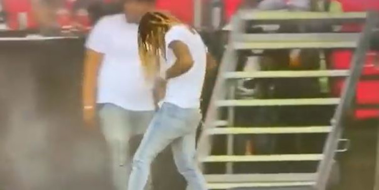 Watch Lil Durk Almost Get His Face Blown Off At Lollapalooza Hip Hop Lately