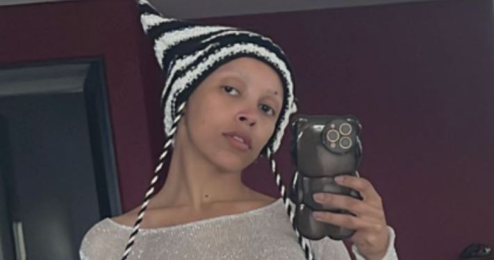 Doja Cat Flexes Intricate New Back Tattoo :: Hip-Hop Lately Doja Cat Flexes Intricate New Back Tattoo :: Hip-Hop Lately